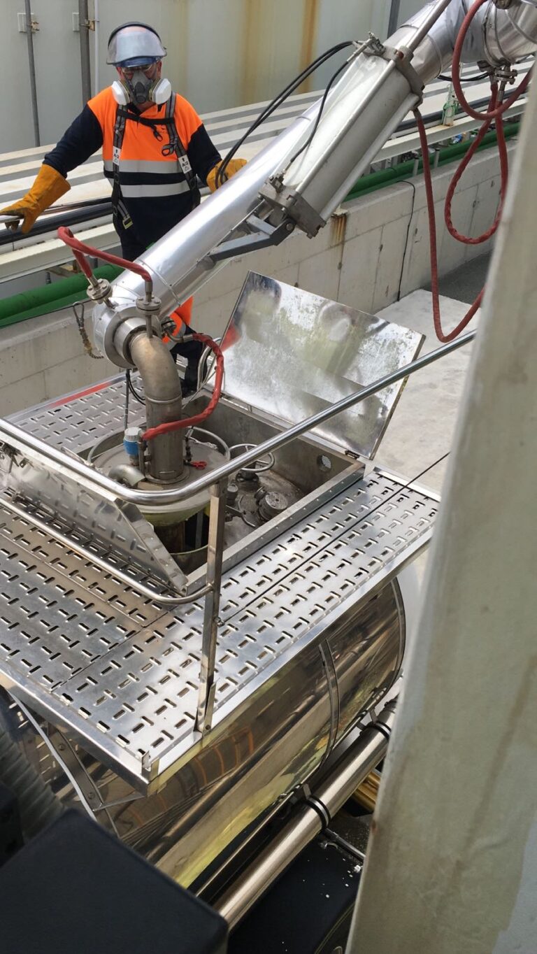 Truck loading – VG Industrial Solutions